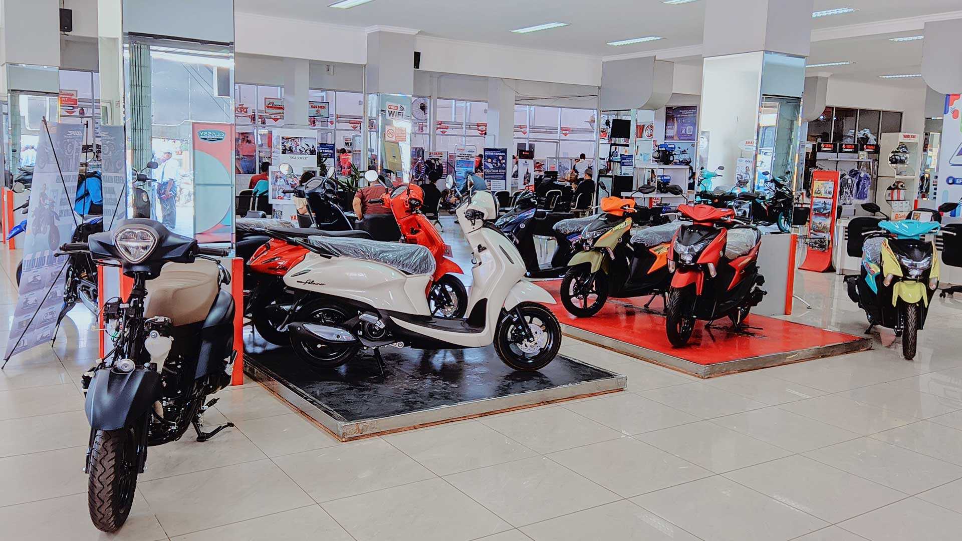 Harga Sepeda Motor Yamaha Januari 2024 OTR Makassar - PT. Suracojaya Abadimotor